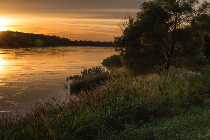 Missouri River Rafting | St. Joseph, MO Convention & Visitors Bureau